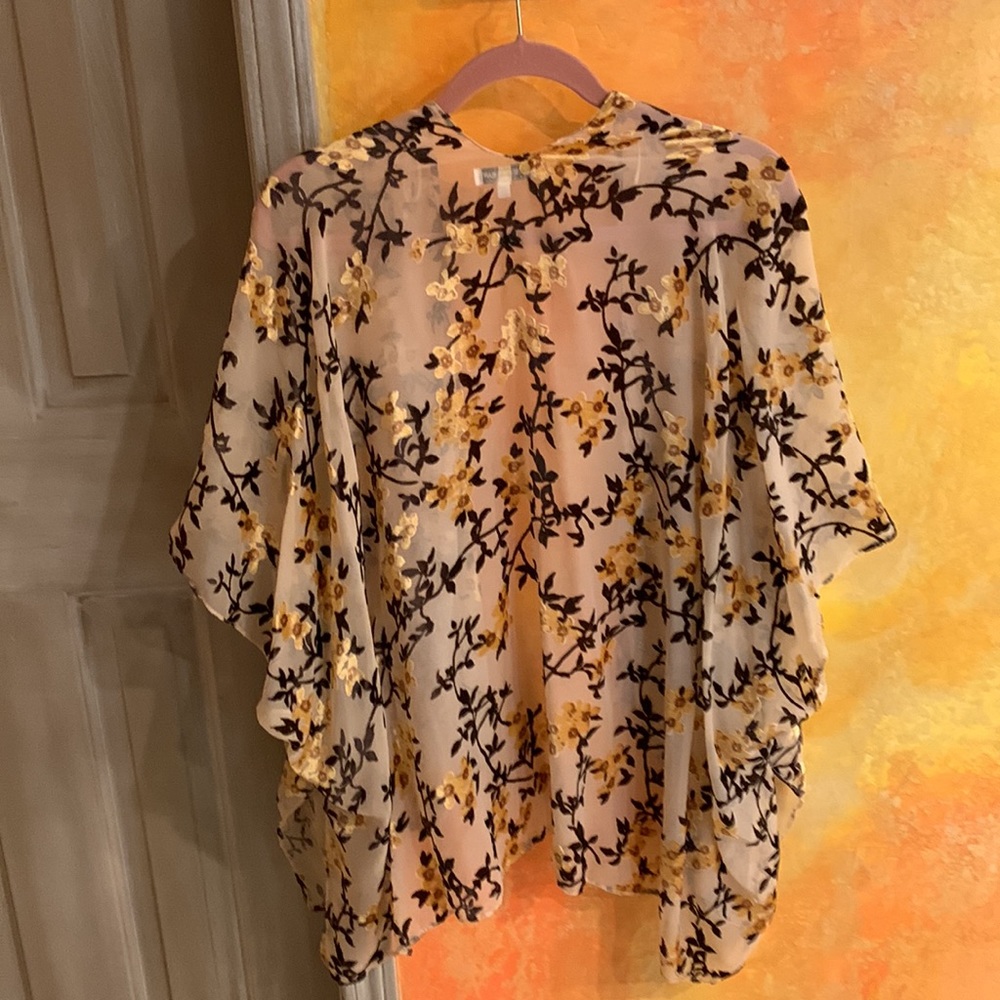 Woven Heart Short Duster With Yellow And Brown Velvet… - Gem